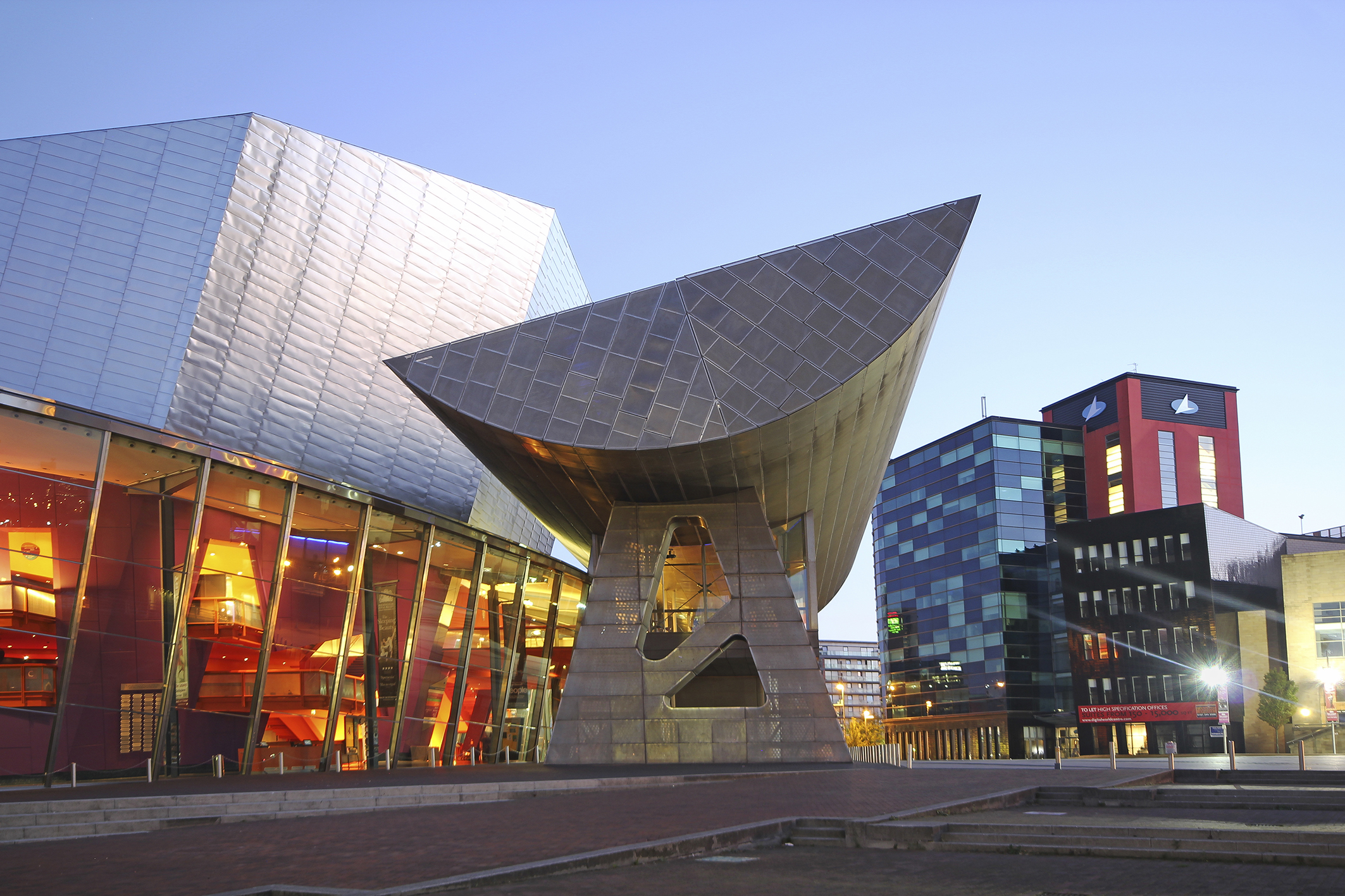 The Lowry Centre shops with PTSG - PTSG